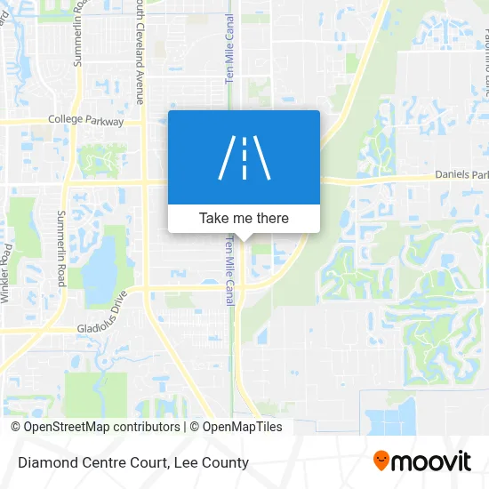 ¿Cómo llegar a Diamond Centre Court, Lee County en autobús?